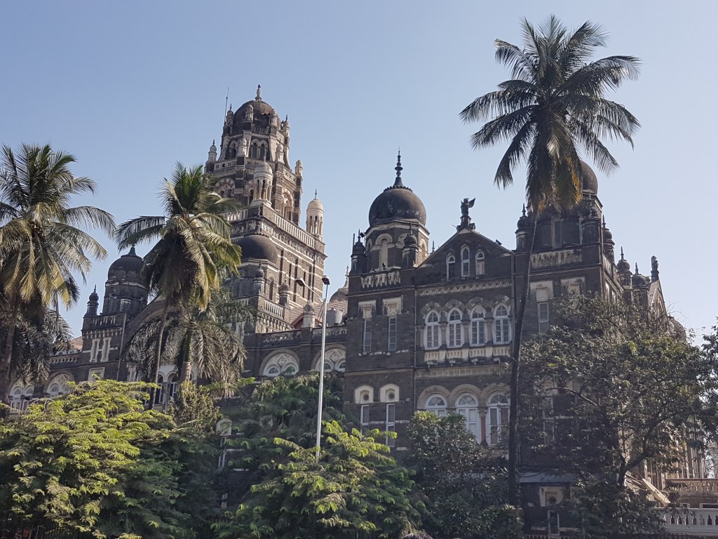 Mumbai – a tour of Victorian architecture in Fort – The Gannet